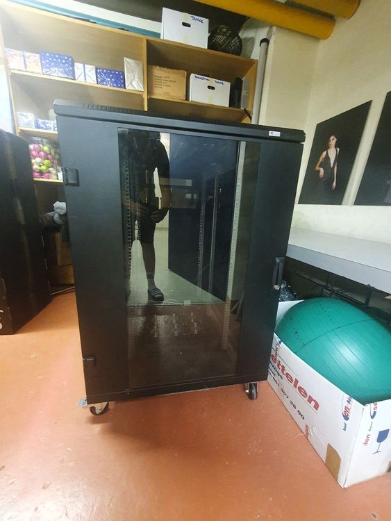 Triton Serverrack 19' | Kaufen auf Ricardo