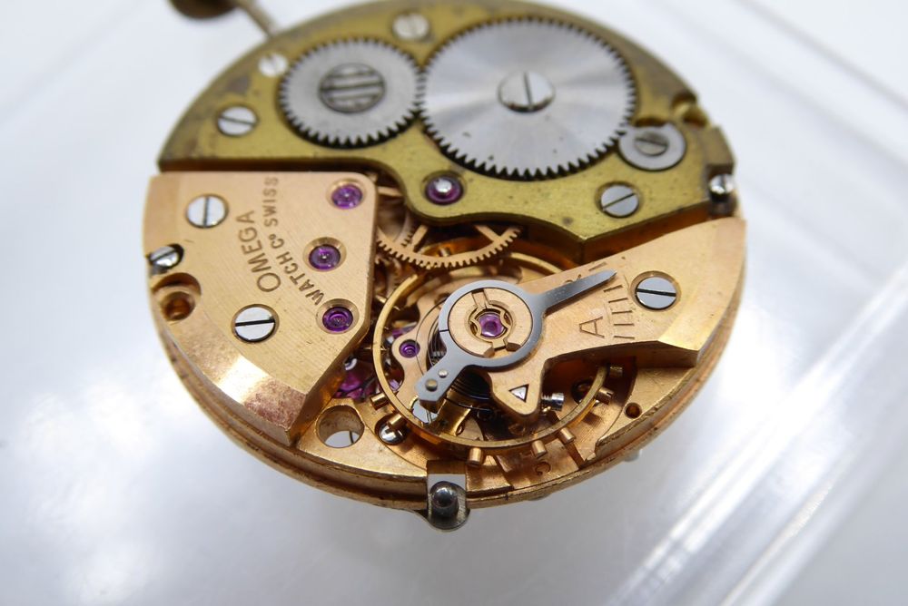 Omega mouvement Cal. 27 DLPC (Gebraucht) in Geneve für CHF 87 – nur ...