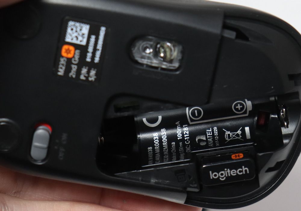 Logitech M235 2nd Gen Wireless USB Maus Rot (Gebraucht) in Frick für ...