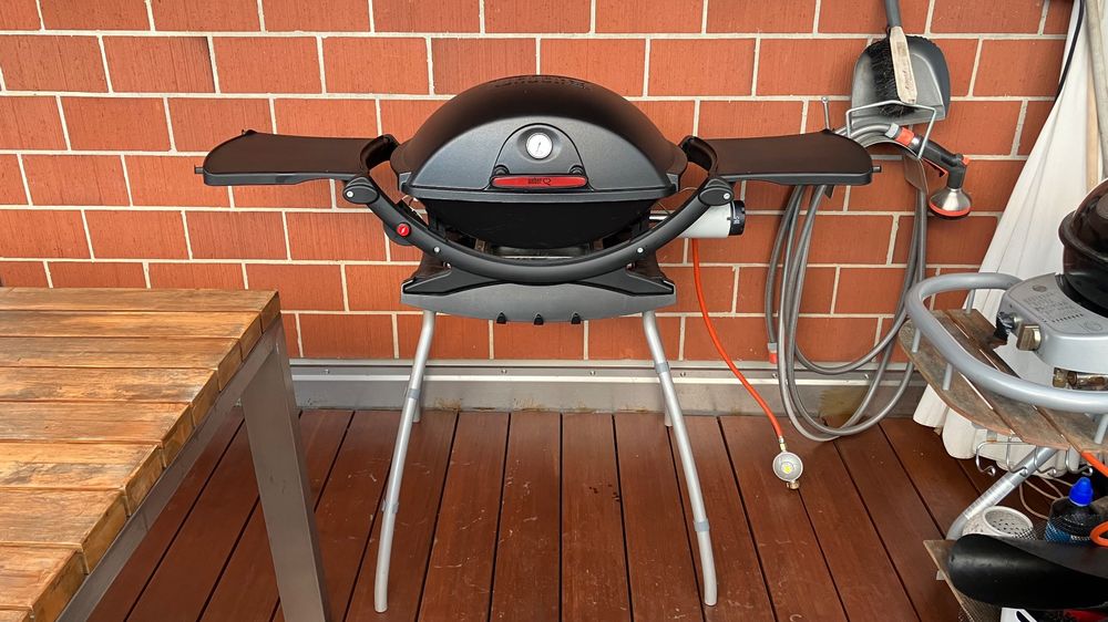 Gasgrill Weber Q1200 (auch als Tischgrill) (Gebraucht) in Zürich für ...