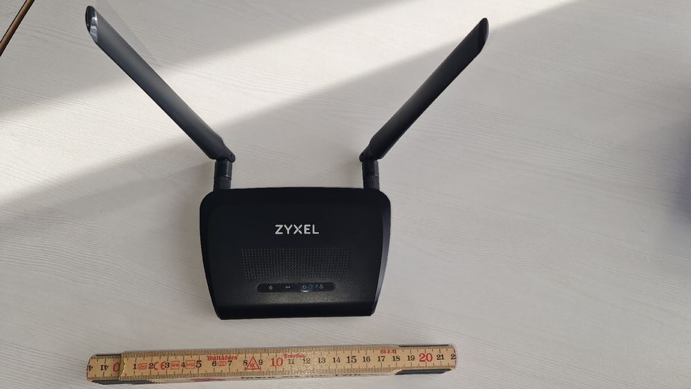 ZyXEL WAP3205 v3 WLAN Router/Access Point/Univ. Repeater (Usato) a Horw ...