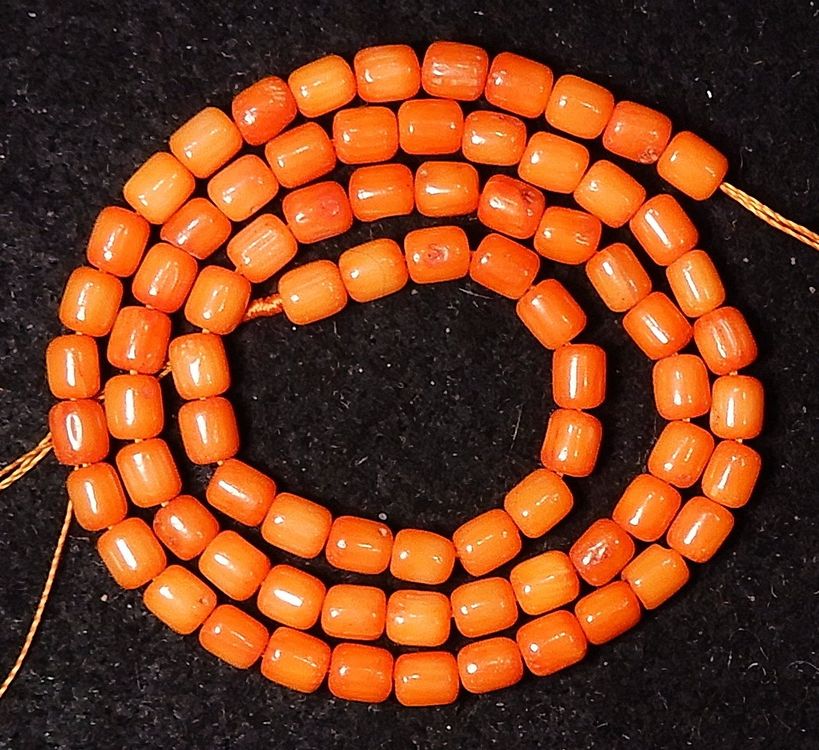 1 Strang rare echte orange Korallen Perlen 5 x 4 mm (Neu (gemäss ...