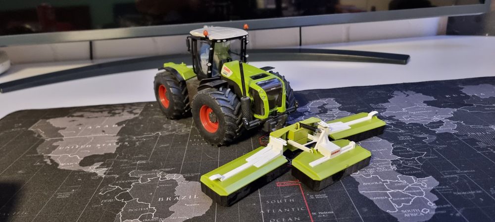 Siku Claas Xerion 5000 + Mähkombi (Gebraucht) in Wünnewil für CHF 8 ...