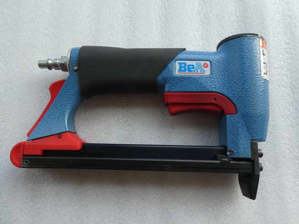 Tacker, Drucklufthefter BeA (Gebraucht) in Zollikofen für CHF 160 – mit ...