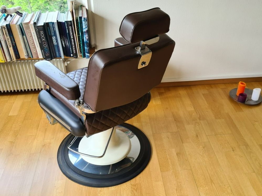 Coiffeurstuhl/Barberstuhl hydraulisch verstellbar (Gebraucht) in Siggenthal Station für CHF 250 ...