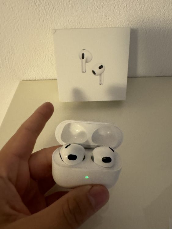 AirPods Gen. 3 | Kaufen auf Ricardo