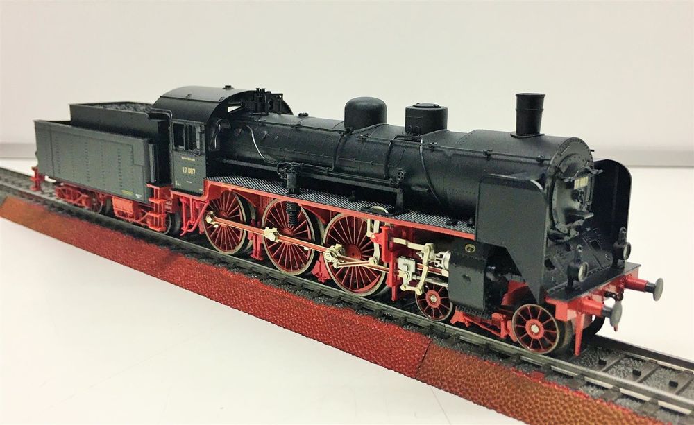 märklin 33190: Dampflok BR 17007 DR (Neu (gemäss Beschreibung)) in Thun ...