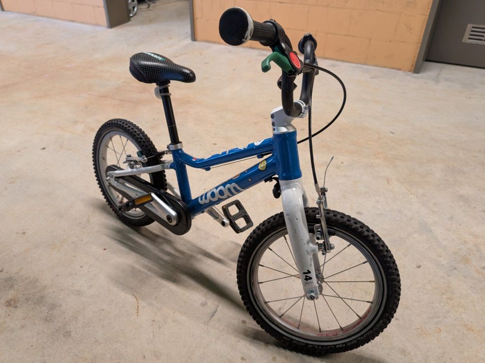 Woom 2 (14 Zoll): Kinderfahrrad blau/weiss in Top-Zustand | Kaufen auf ...