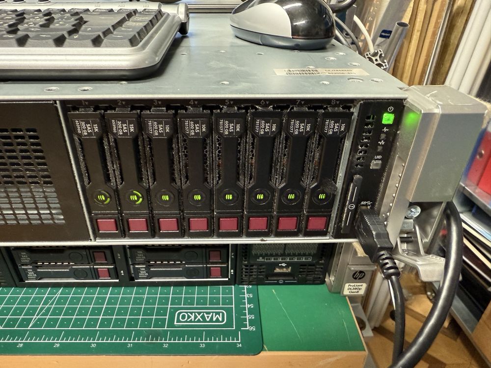 HPE ProLiant DL380 Gen9 Server, 64GB RAM, Top Zustand! (Gebraucht) in ...