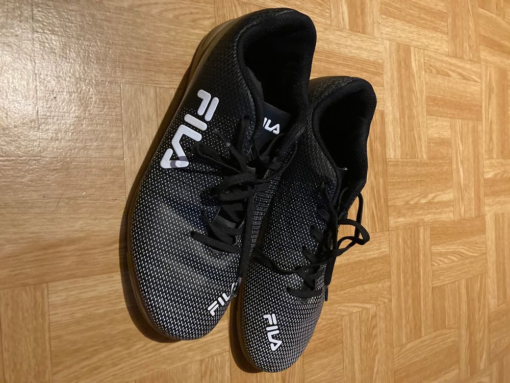 Hallenturnschuhe Gr.43 | Kaufen auf Ricardo