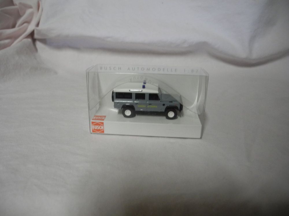 BUSCH BNR. 50389 LAND ROVER DEFENDER BERGWACHT ITALIA MIB (Neu und ...