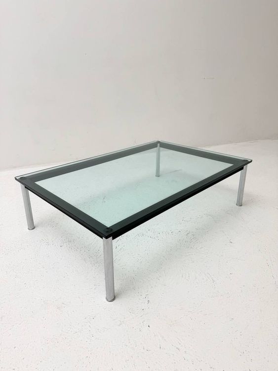 LC10 Couchtisch von Le Corbusier für Cassina - 1980er Jahre (Gebraucht) in Zürich für CHF 287 ...