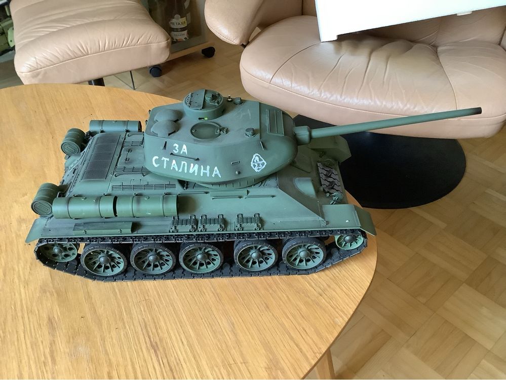 Russischer T-34 Panzer zu ersteigern (Gebraucht) in Basel für CHF 100 ...