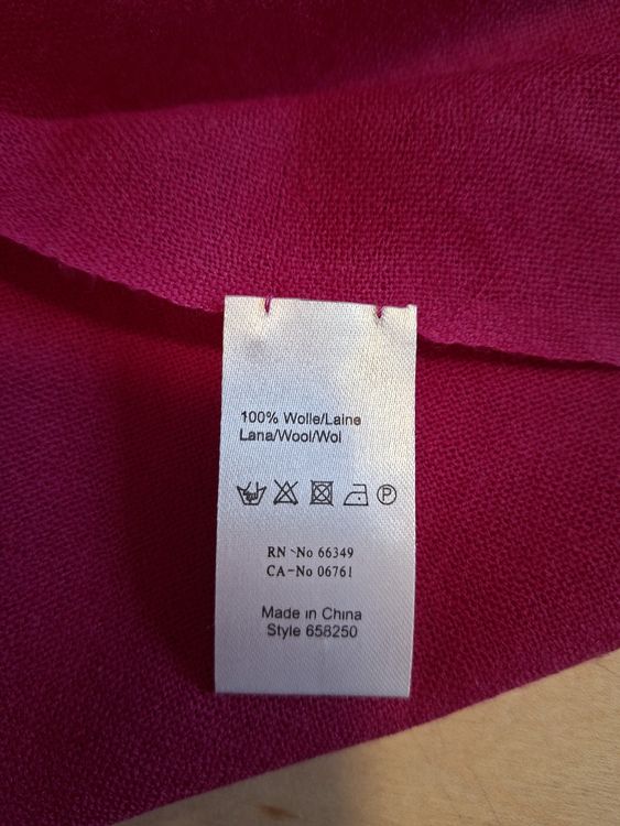 Grosser neuer rosa Kuschel-Wollschal, sehr fein und angeneh (Neu ...