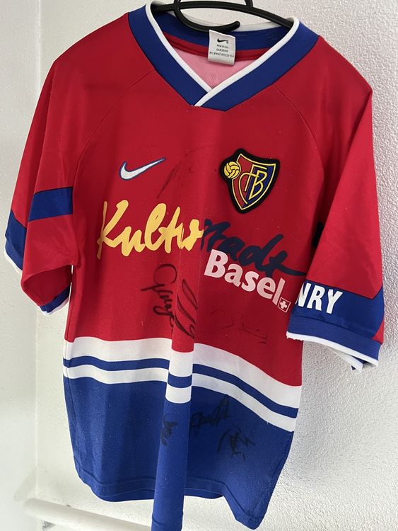 FC Basel Trikot #9 Henry (Gebraucht) in Matzendorf für CHF 150 – mit ...