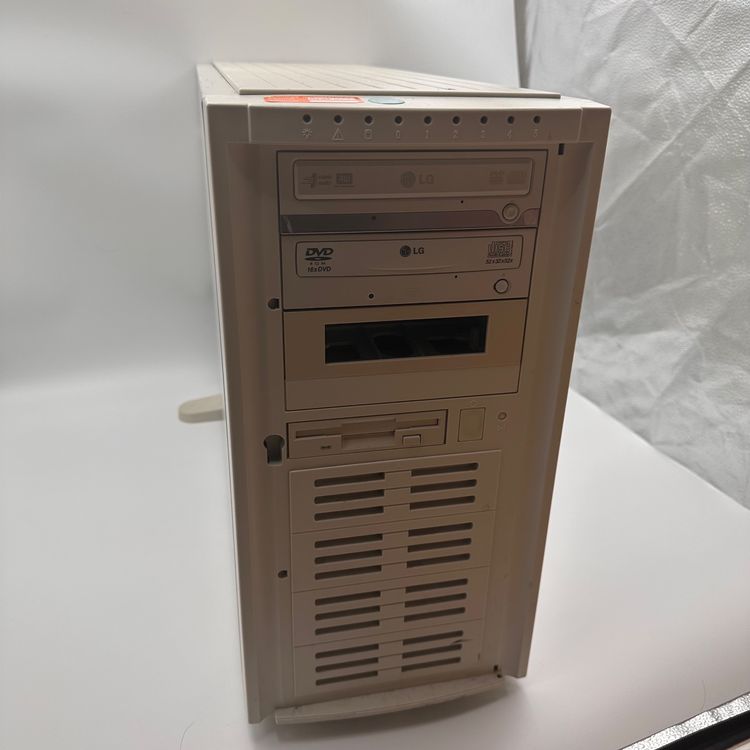 vintage PC Beige BIG TOWER Pentium4 3ghz 2gb ram 500gb hdd (Gebraucht ...
