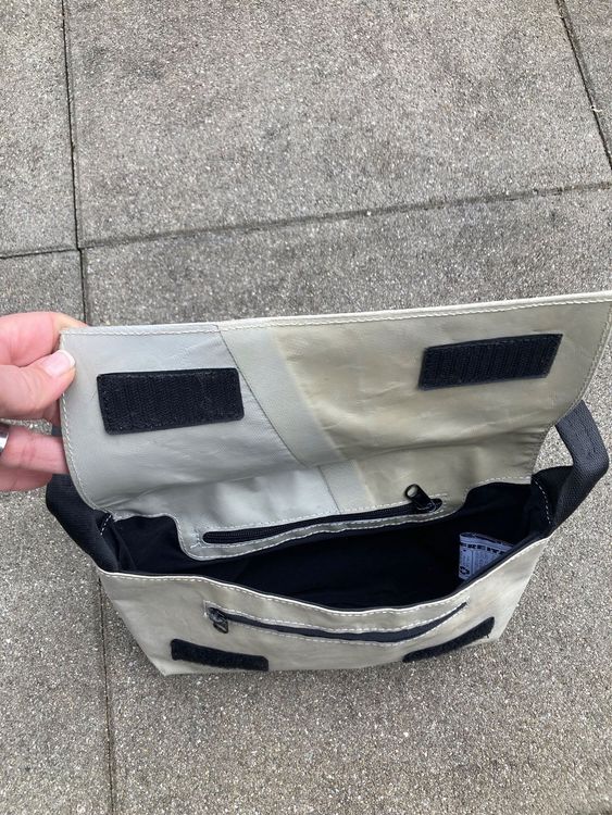 Freitag Laura | Kaufen auf Ricardo