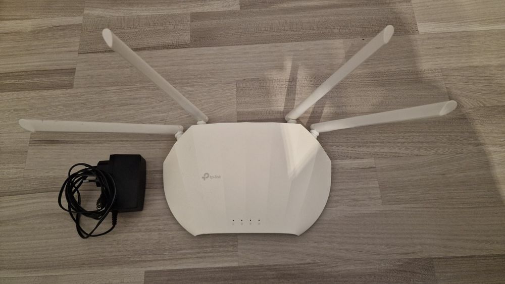 tp-link AC1200 Wireless Gigabit Access Point Model TL-WA1201 | Kaufen ...