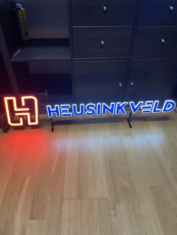 LED Leuchtreklame "Heusinkveld" mit Halterung (Neu (gemäss Beschreibung ...
