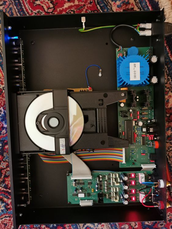 CD-Player AVM EVOLUTION CD3 / Lesen bitte! (Défectueux) à Avenches pour ...