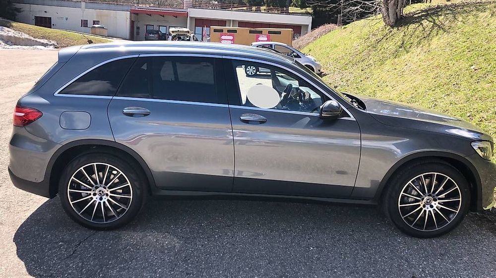 Mercedes-Benz GLC250 - AMG Line 4Matic (D'occasion) à Neuchâtel pour ...