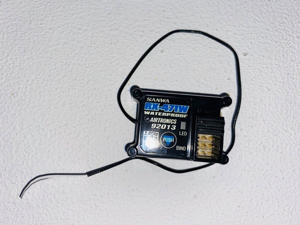 RECEPTEUR SANWA RX-471W 4CH (Gebraucht) in Yverdon-les-Bains für CHF 39 – mit Lieferung auf ...