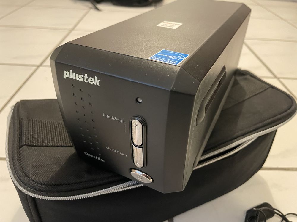 Film scanner Plustek Opticfilm 8200i - 35mm (Gebraucht) in Vuisternens ...