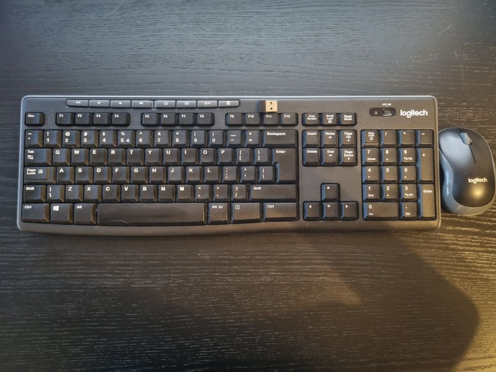 Tastatur Logitech - QWERTY | Kaufen auf Ricardo