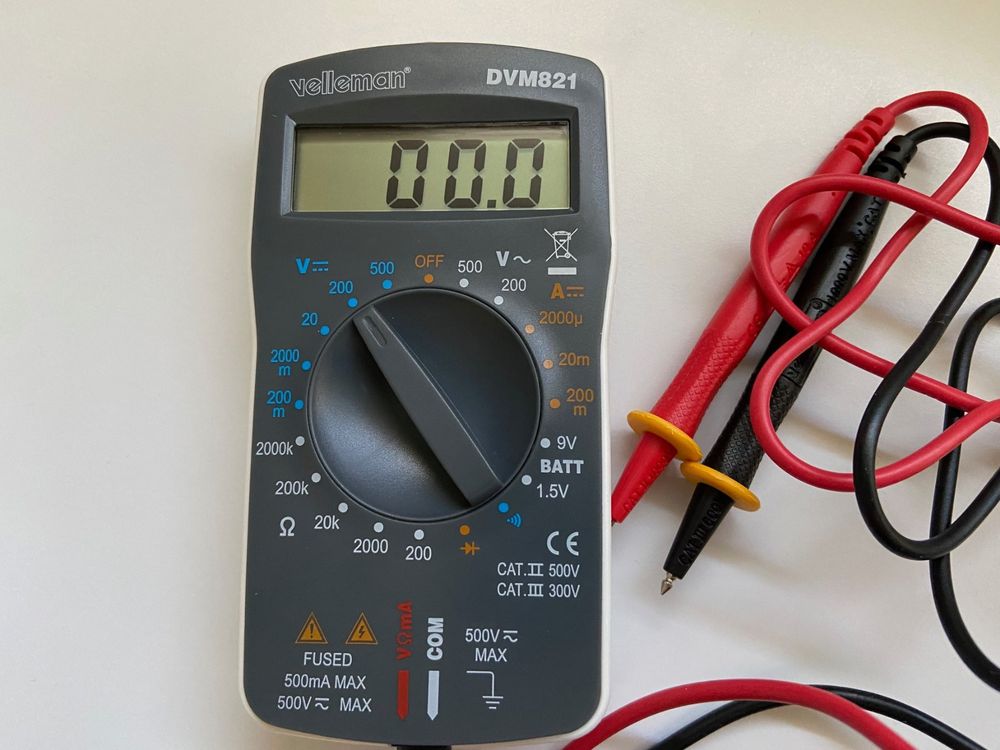 Multimeter DVM 821 neu 2 STCK | Kaufen auf Ricardo
