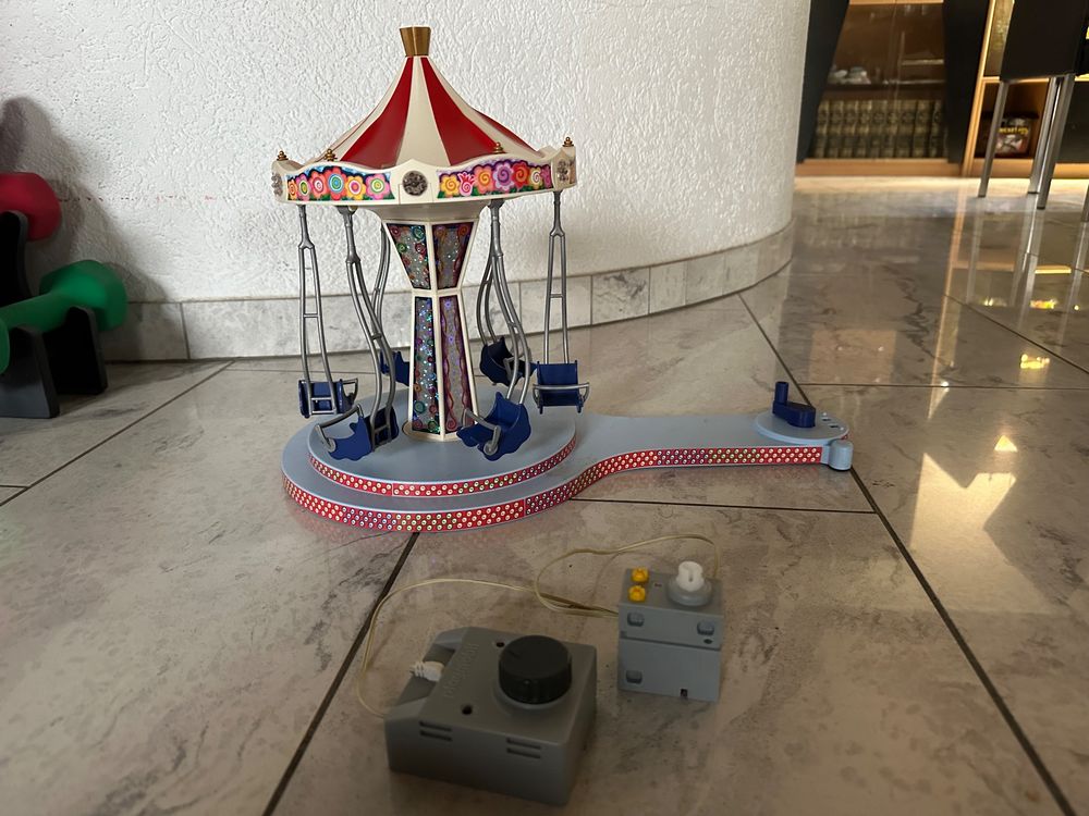 Playmobil Karussell 5548 mit Motor (Gebraucht) in Kerzers für CHF 16 ...
