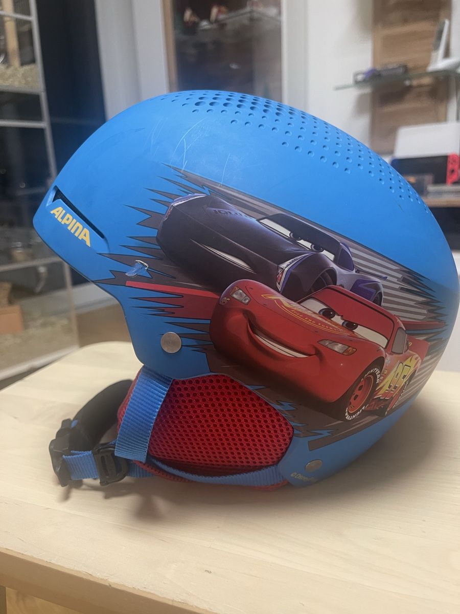 Alpina Disney Cars Skihelm, Grösse 51-55, Top Zustand! (Gebraucht) in ...