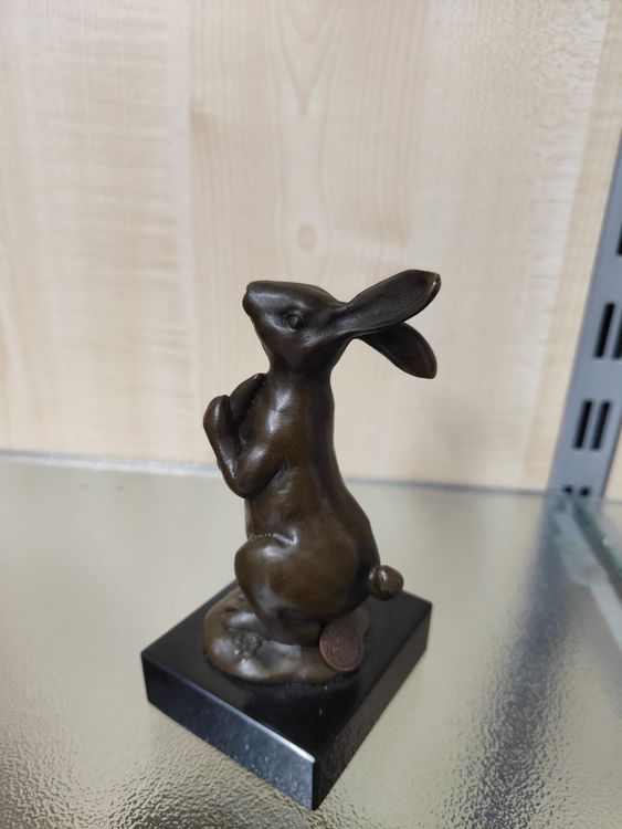 BRONZE HASE MIT KAROTTE SIGN. | Kaufen auf Ricardo