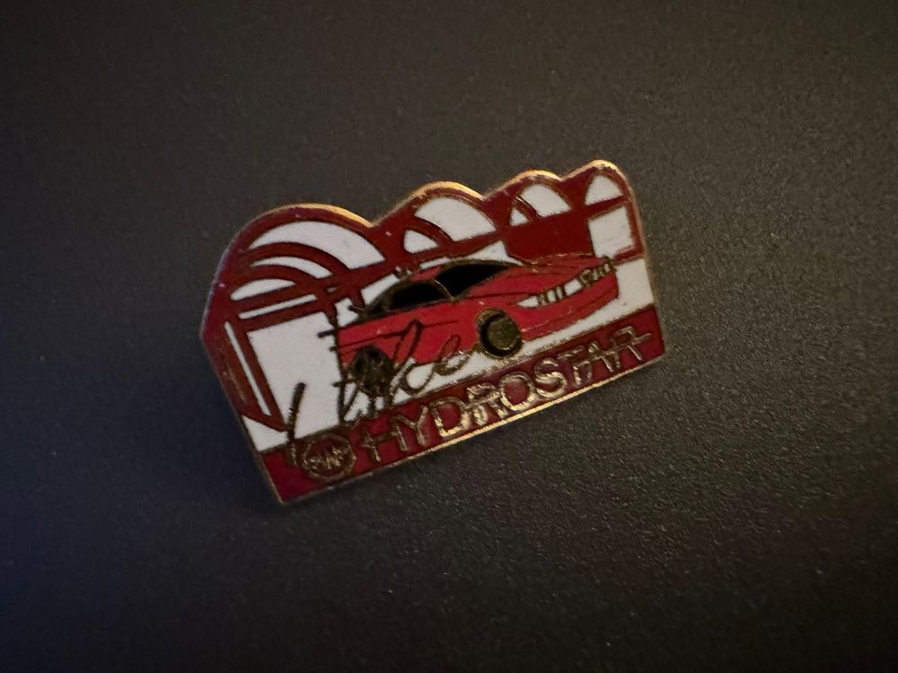 Pin Truck Auto Wagen Bus (Gebraucht) in Galgenen für CHF 2 – mit ...