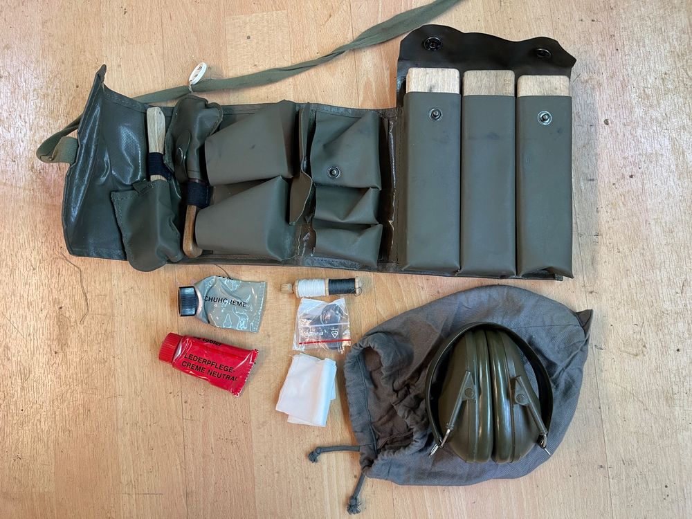 Militär Schuhputz Set inkl Pamir | Kaufen auf Ricardo Militär Schuhputz Set inkl Pamir | Kaufen auf Ricardo