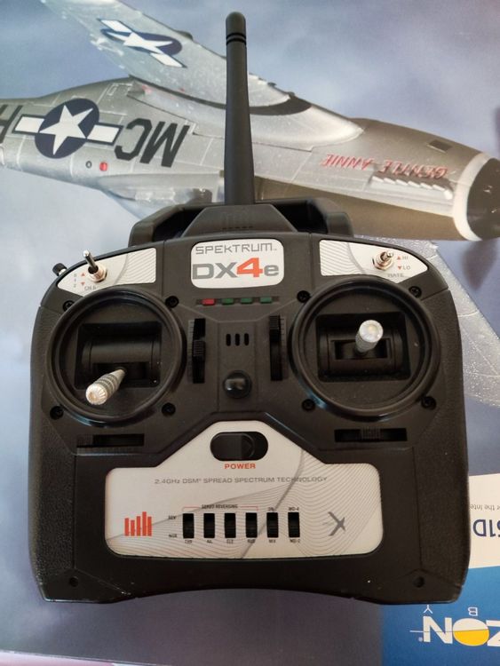 UMX P-51D BL with AS3X inkl. 2 Akku und Spektrum DX4e Sender (Gebraucht ...