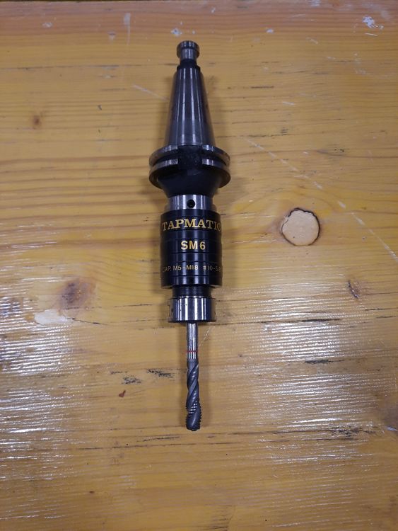 TAPMATIC Gewindebohrkopf SM6, M5-M18, # 10 - 5/8" SK 40 (Gebraucht) in ...