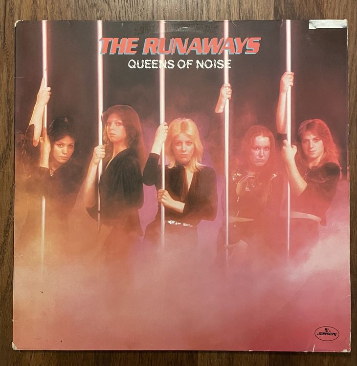 The Runaways - Queens of Noise (Gebraucht) in Ballwil für CHF 5 – mit ...