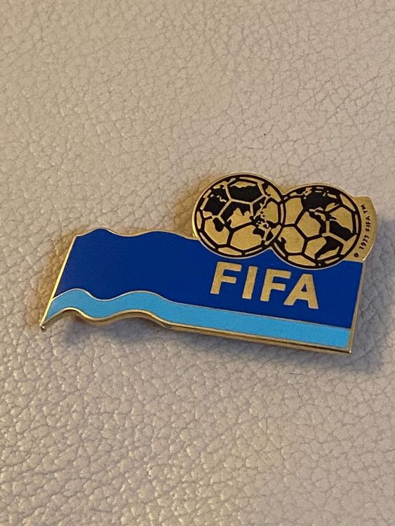 Fifa Magnet (Gebraucht) in Zürich für CHF 1.8 – mit Lieferung auf ...