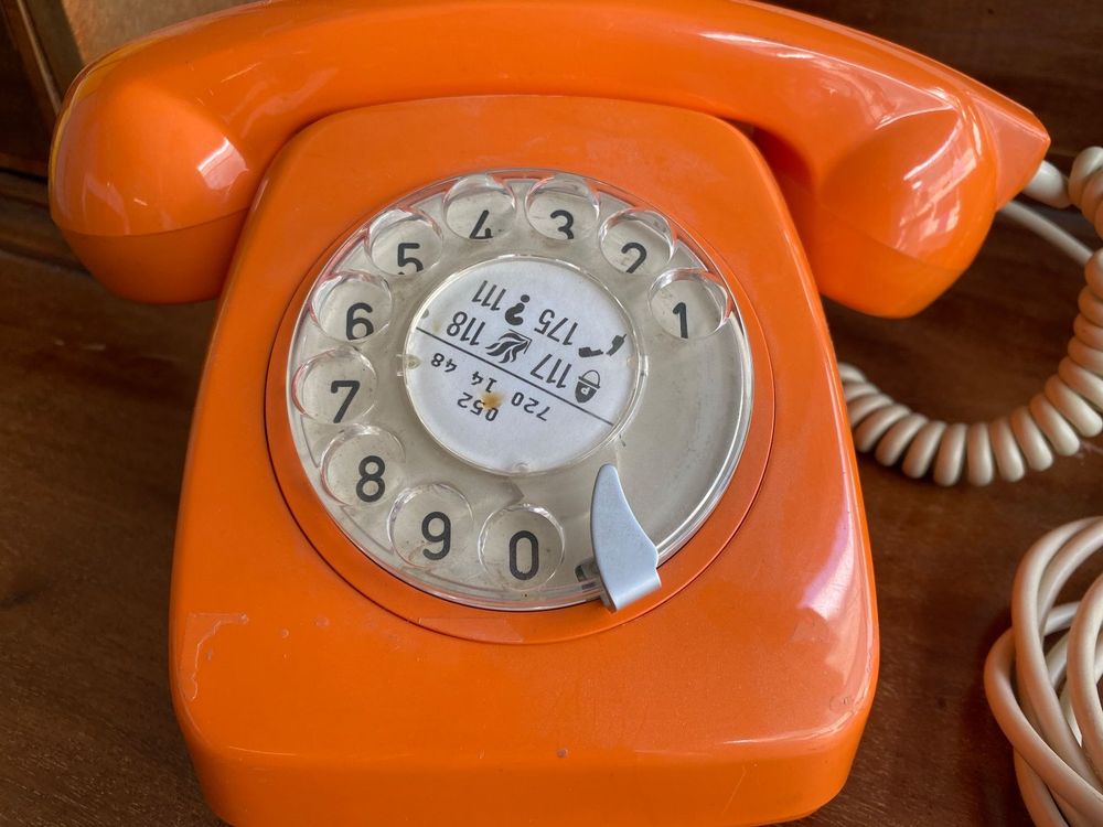 Analog Telefon mit Wählscheibe orange (Gebraucht) in Otelfingen für CHF ...