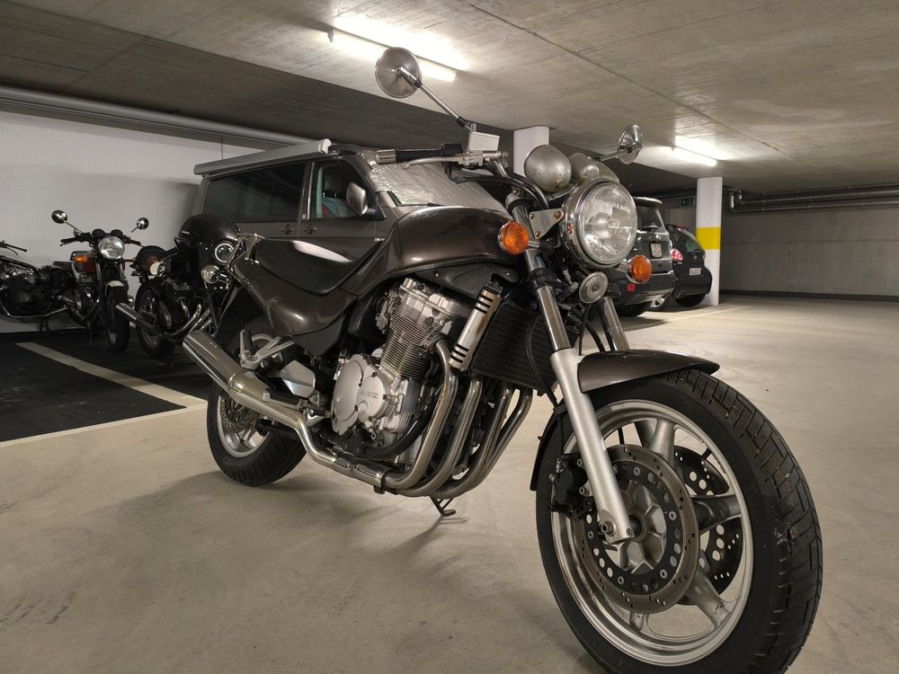 Suzuki GSX 1100G Defekt (Defekt) in Steffisburg für CHF 599 – nur Abholung auf Ricardo kaufen