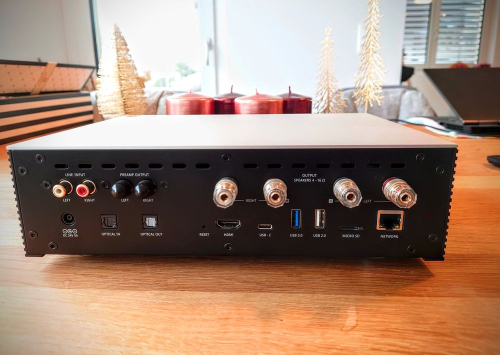 RS 201 E Musikstreamer / Server/ DAC / Verstärker (Neu (gemäss ...