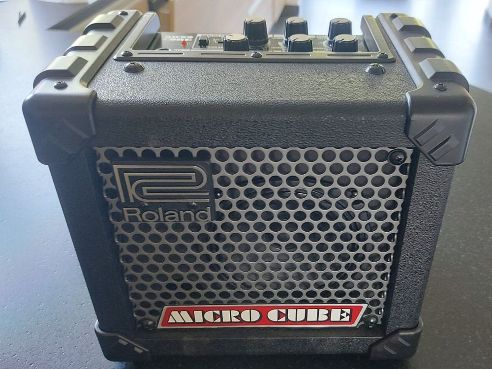 Roland MICRO CUBE Guitar amplifier | Kaufen auf Ricardo
