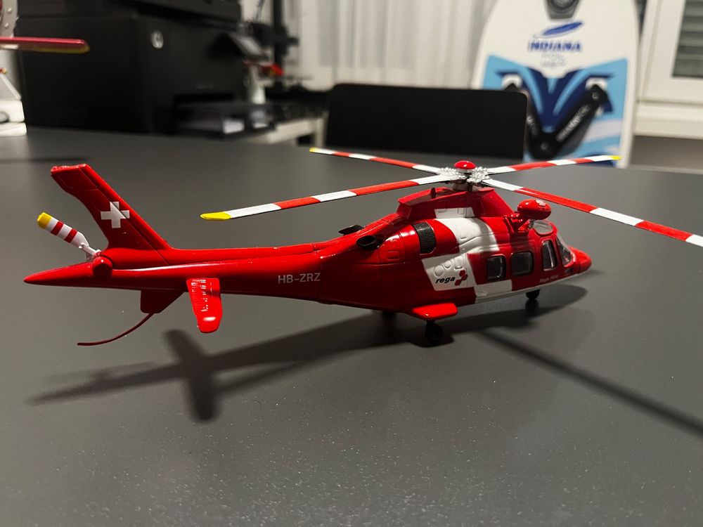 Rega Helikopter Modell Agusta Westland DaVinci (Gebraucht) in Kriens ...