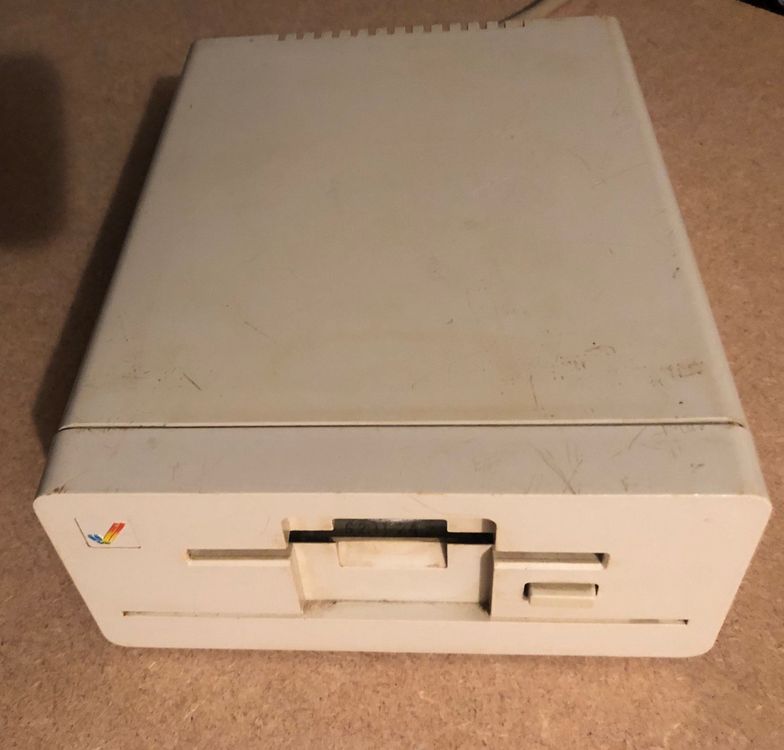 Amiga Disk Drive Amiga 1010 (Gebraucht) in Kestenholz für CHF 79 – mit Lieferung auf Ricardo kaufen