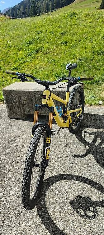 Santa Cruz Megatower CC (Gebraucht) in Domat/Ems für CHF 4000 – nur Abholung auf Ricardo kaufen