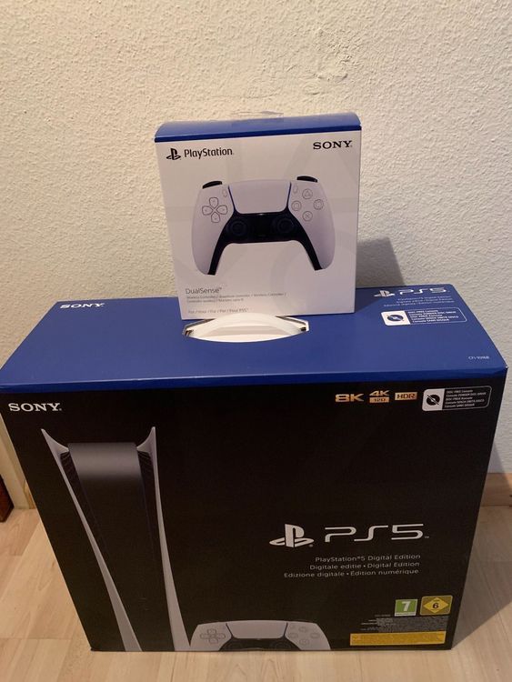 PS5 Digital Edition + 2. Controller | Kaufen auf Ricardo
