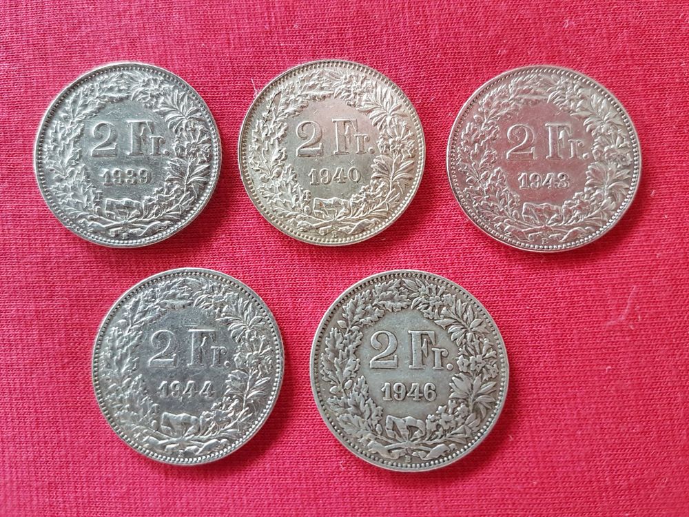 5 x 2 Fr Silbermünzen 1939-1940-1943-1944-1946 5 ab 1 Fr !! (Gebraucht) in Camignolo für CHF 30 ...