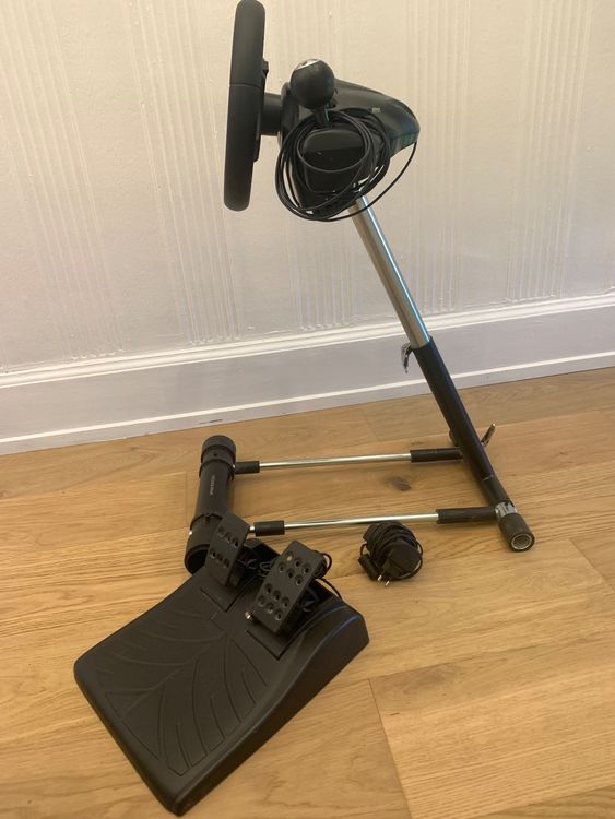 Wheel stand mit Logitech Driving Force Pro (Gebraucht) in Zürich für ...