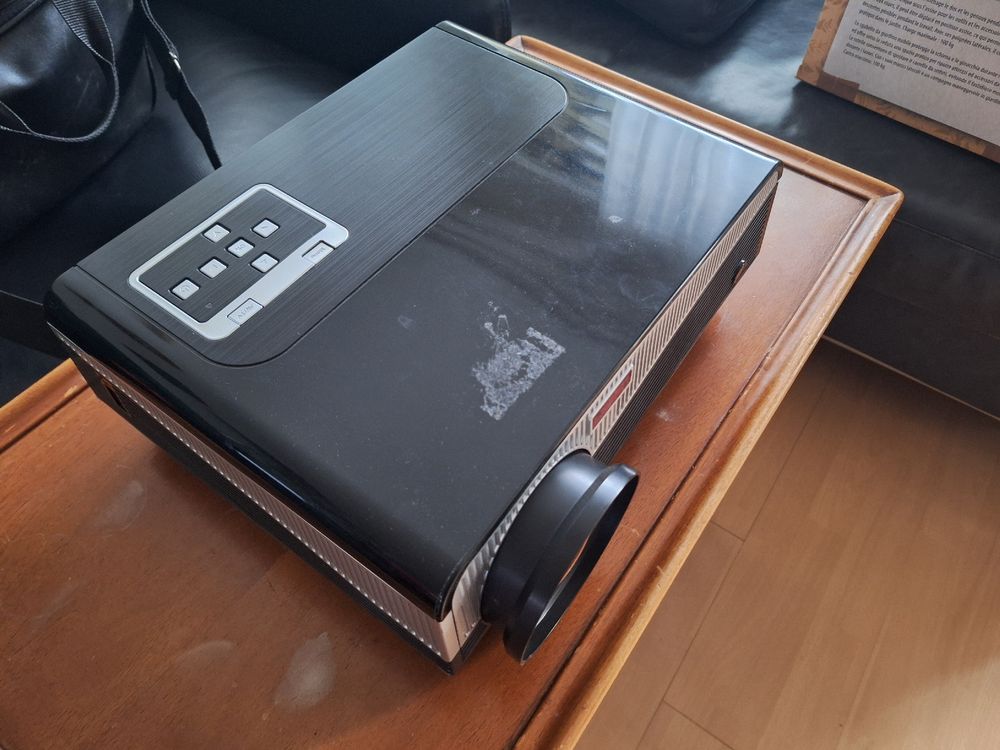 Beamer (Gebraucht) in Grüt (Gossau ZH) für CHF 60 – mit Lieferung auf ...
