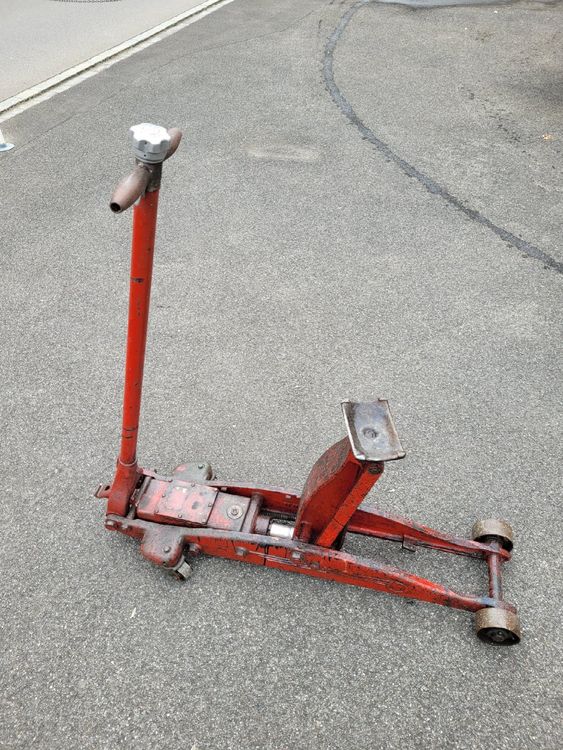 Wagenheber Blackhawk Jack S4 (Gebraucht) in Luzern für CHF 85 – nur ...